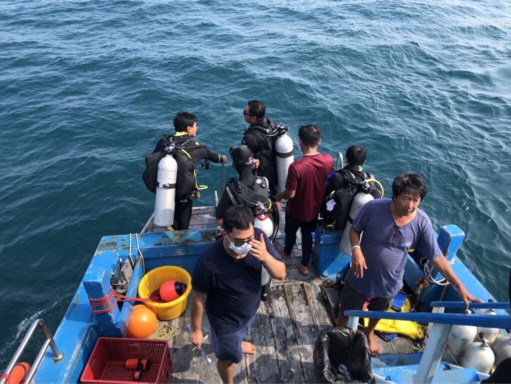 ทริปดำน้ำแสมสาร - Zanook Dive