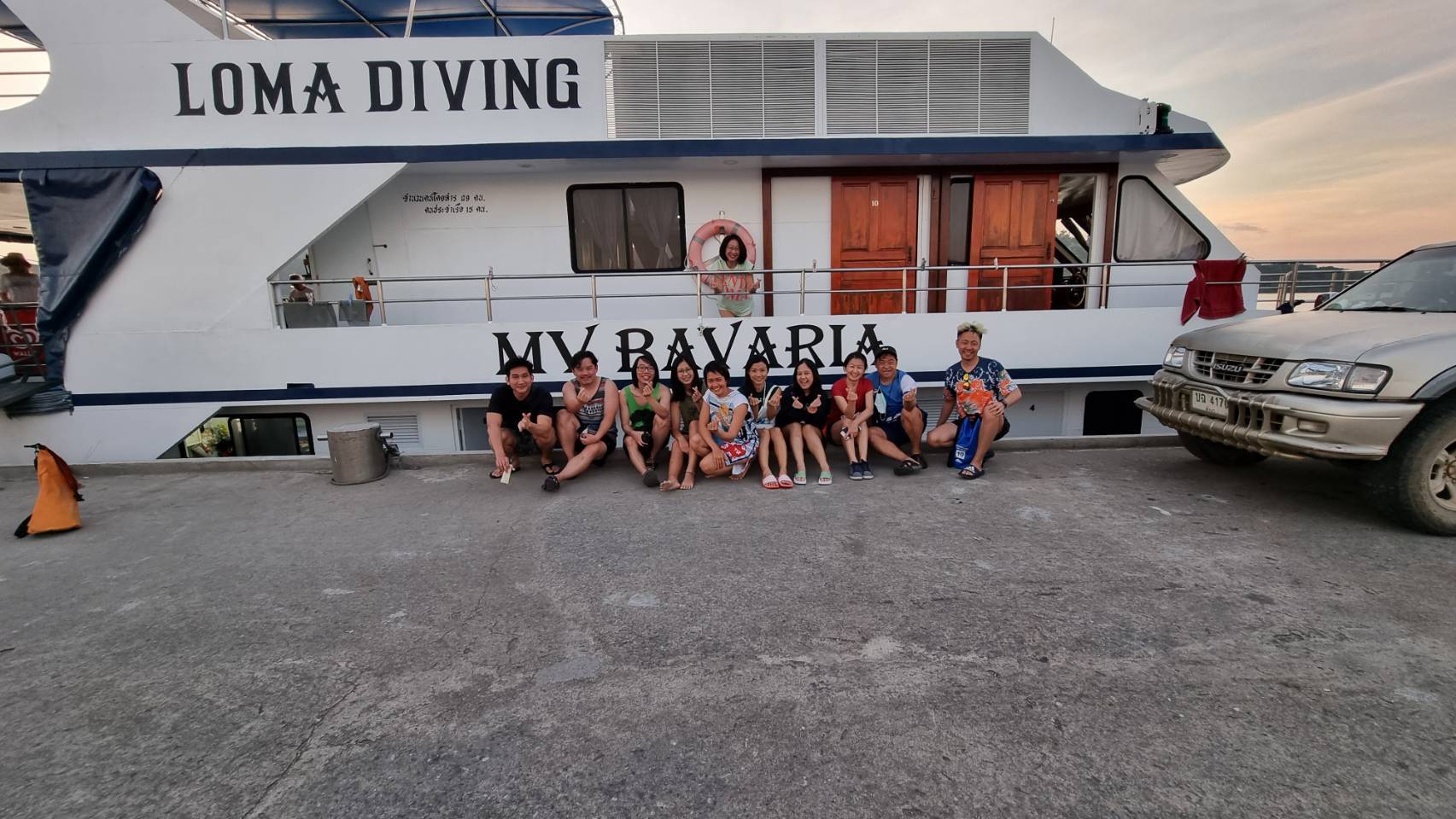 Bavaria 01 - Zanook Dive